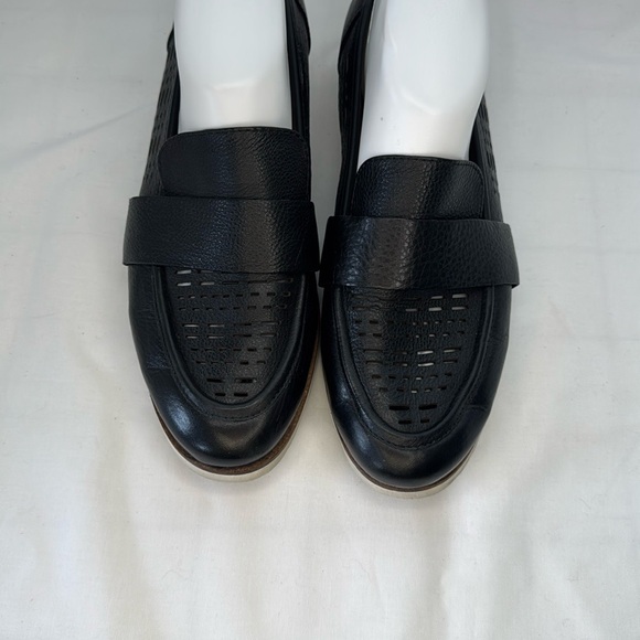 Earth | Shoes | Earth Black Leather Loafers | Poshmark